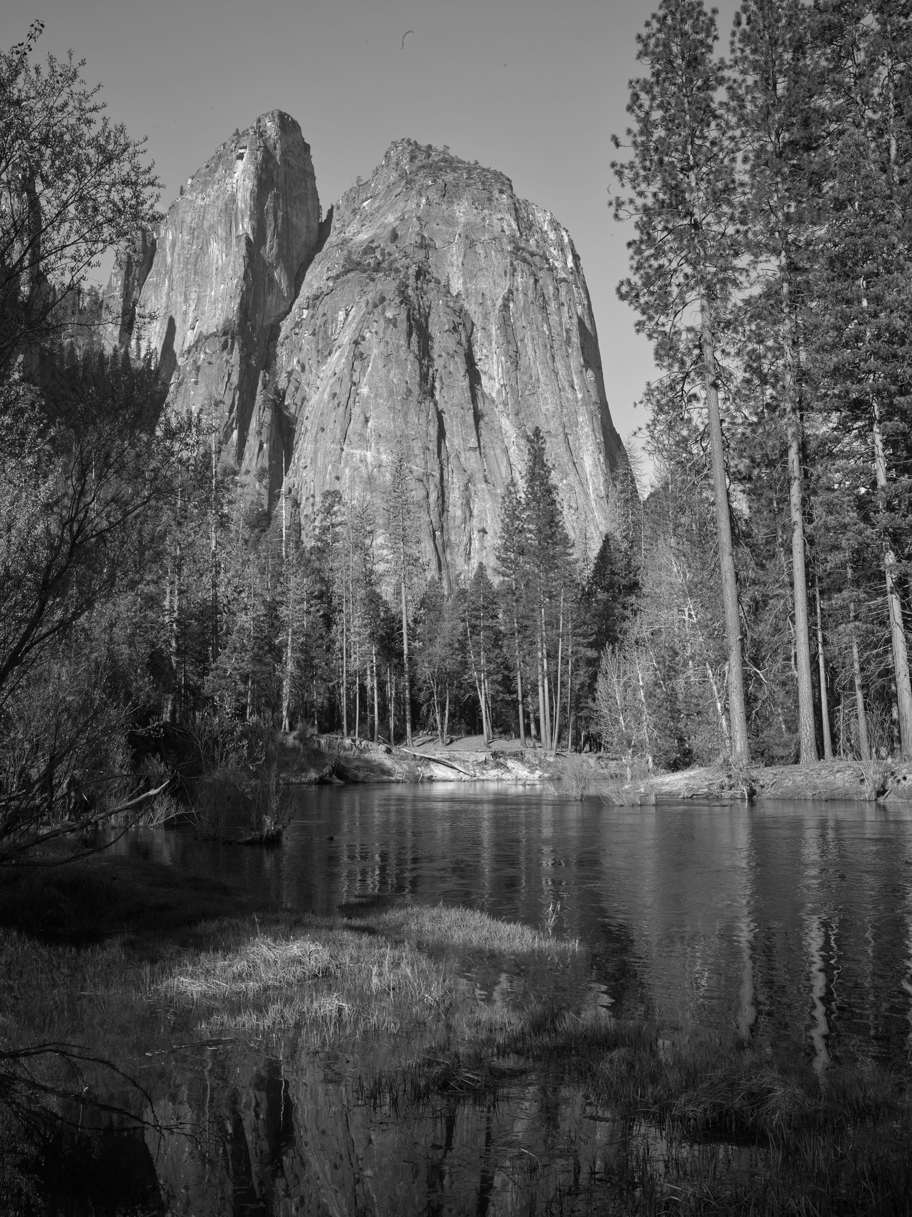201805064825-Yosemite-Cathedral-Rocks-BW - DT Photo